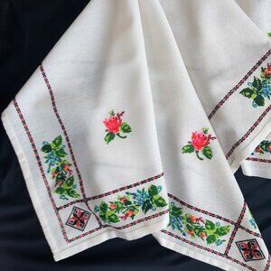 Hand Embroidery | Other | Vtg Hand Embroidery Cross Stitch Roses ...